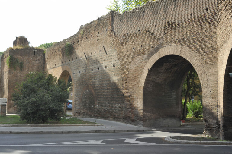 Porta Metronia – Museo Virtuale delle Mura di Roma
